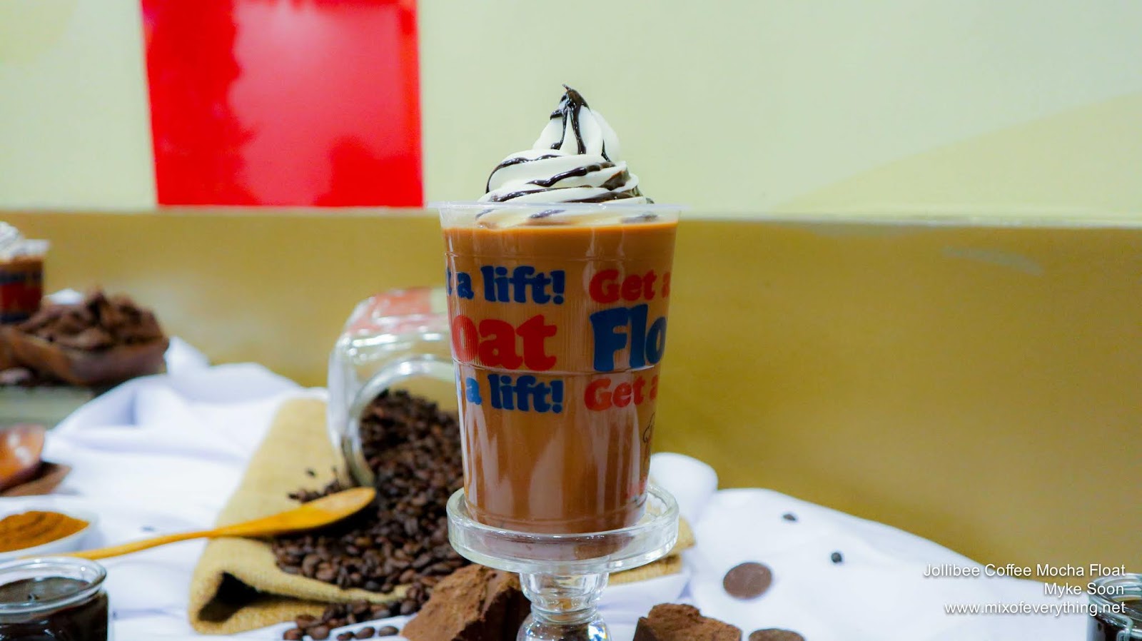 Jollibee Coffee Mocha Float - Blog for Tech & Lifestyle