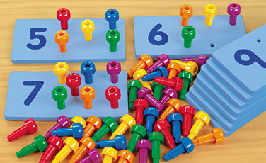 The Toy Box Years: DIY Peg Number Boards