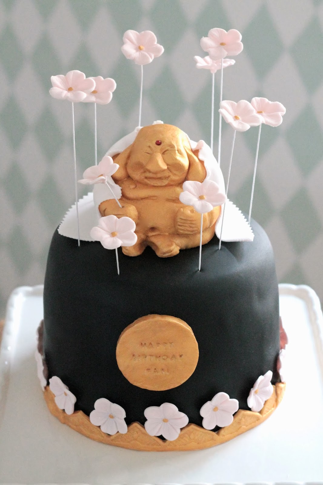 Gaston Le Gourmet: Happy Buddha Cake