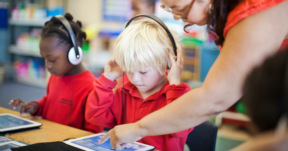 Top 10 Reasons Why Technology is Important for Education