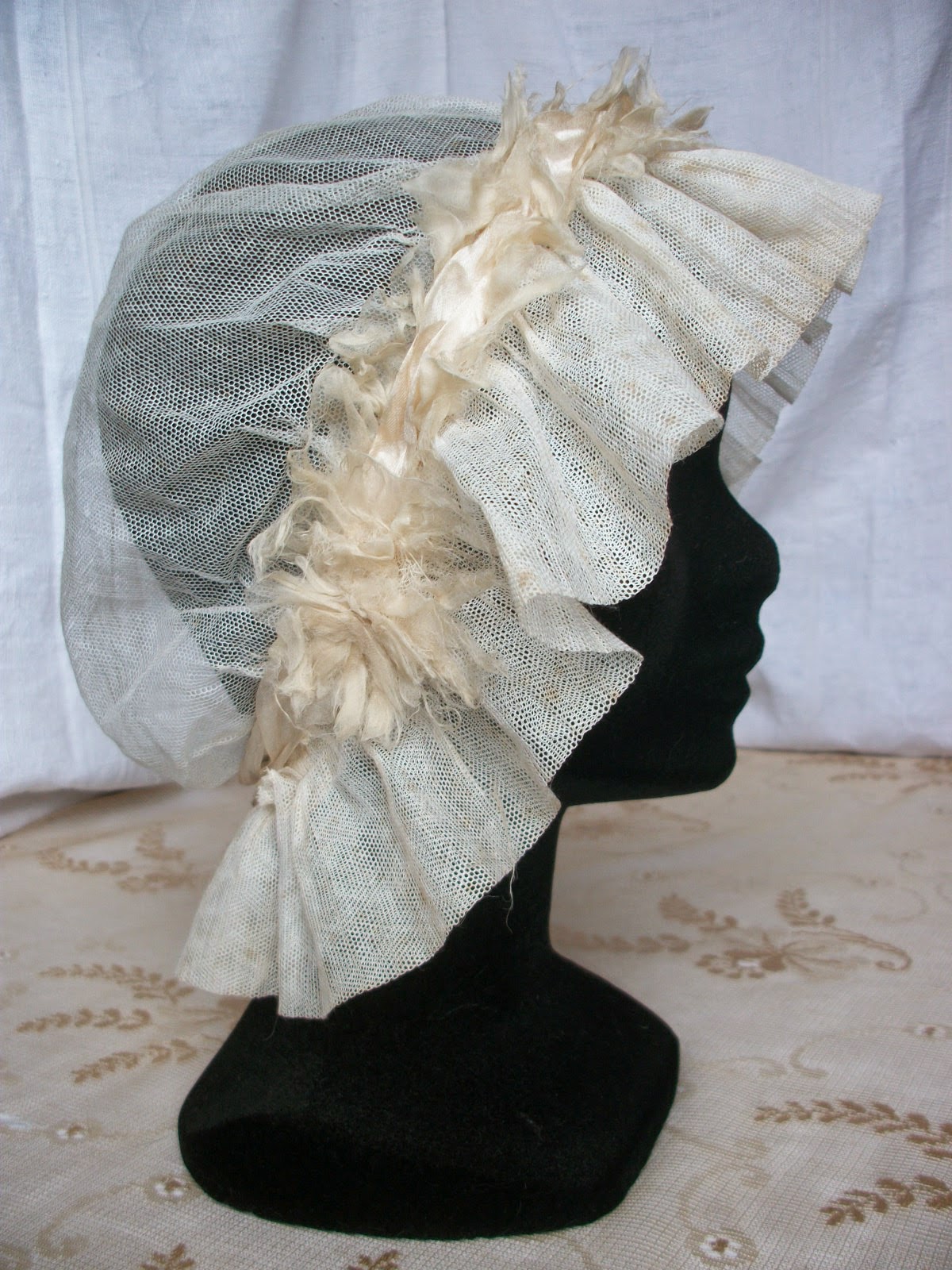 Vintage Maison: Latest vintage stock - bonnets, and a Dordogne wedding