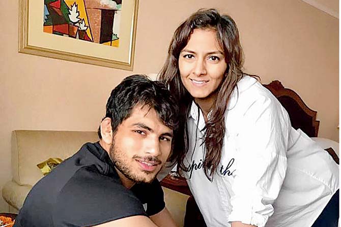 Geeta Phogat Height | Weight | Age | Affairs | Husband | Biography ...