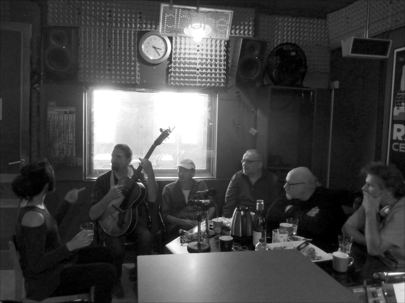 De Muziekd☼☼s: The Pi Jacobs Sh☼w