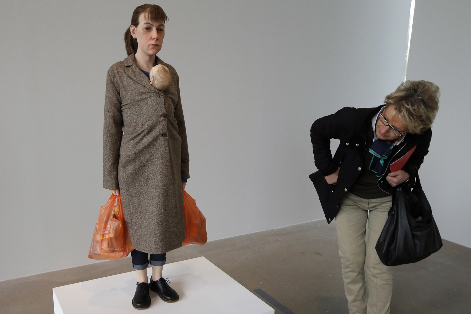 MFS-The Many Faces of Art and Design: THE HYPERREALIST SCULPTORS OF RON ...