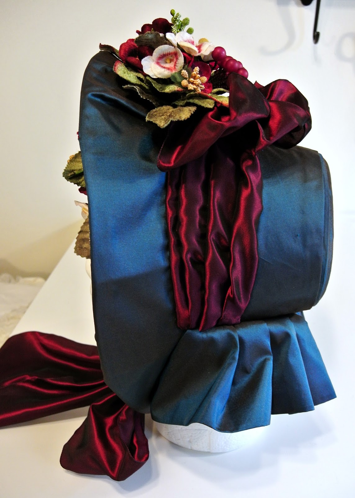 That's Sew Minnesota : Trimming an 1860s Bonnet