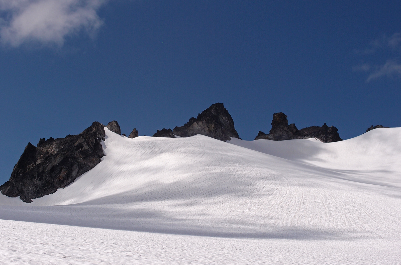 Seeking Ultra: Snowfield Peak, North Cascades National Park