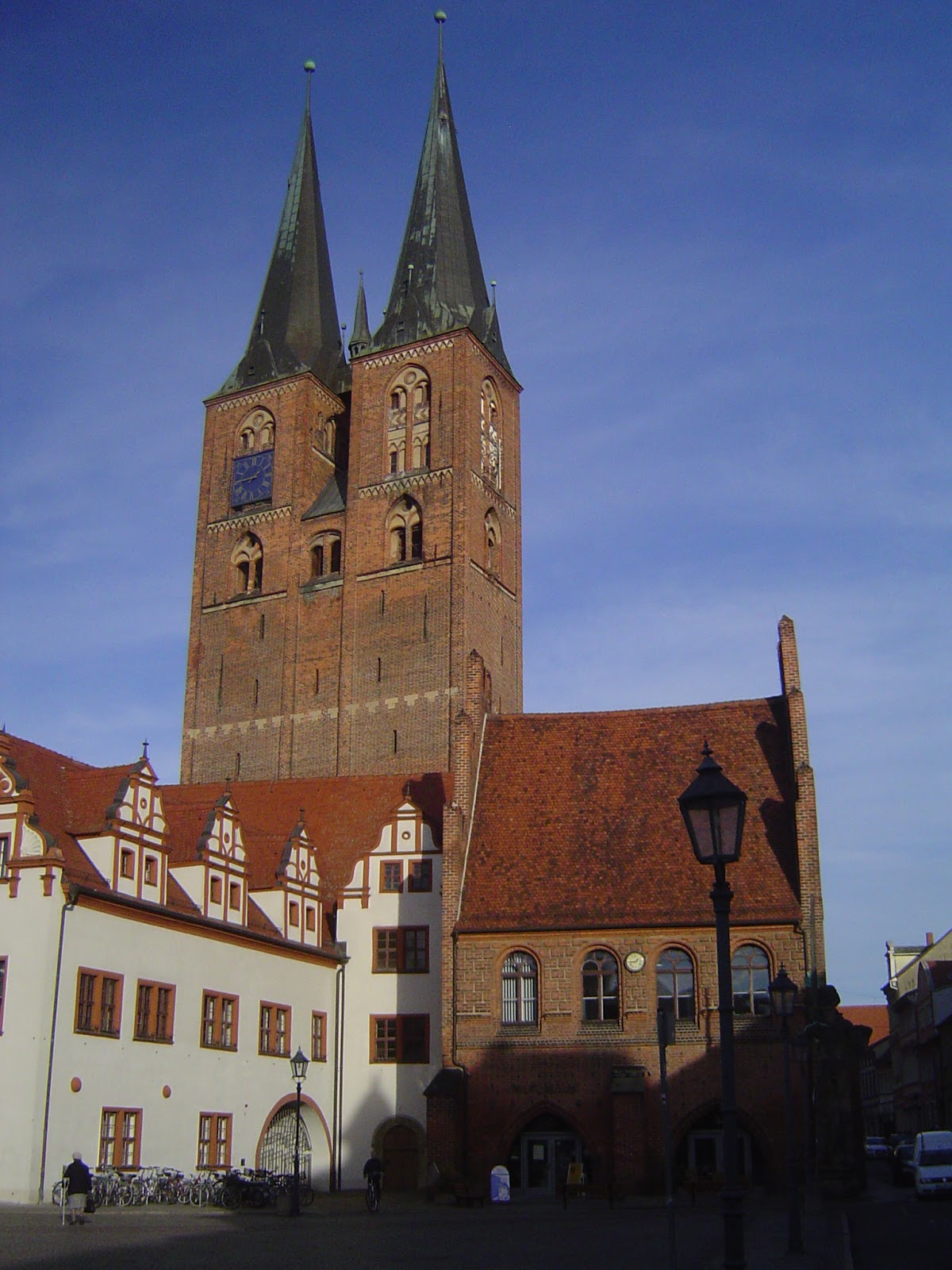 Barcelona - Cádiz por el Báltico: Stendal, Magdeburg, DE. De vuelta por ...