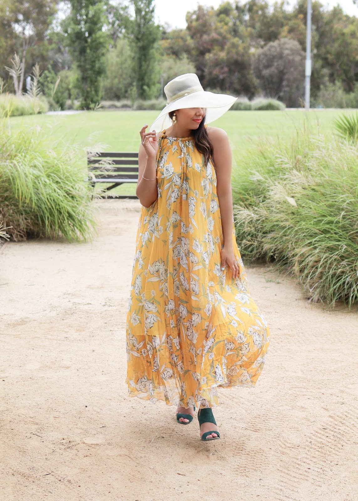 What to wear for Opening Day at the Del Mar Racetrack - Lil bits of Chic