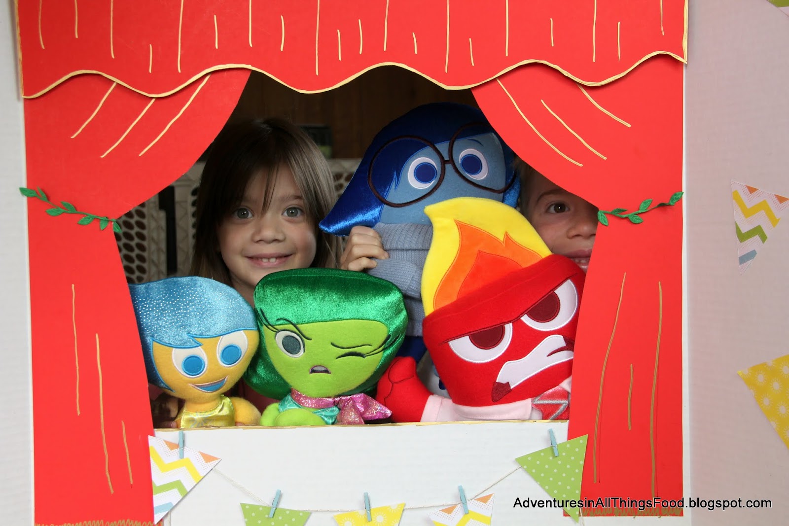 Adventures in all things food: DIY Puppet Theater - Expressing Emotions ...