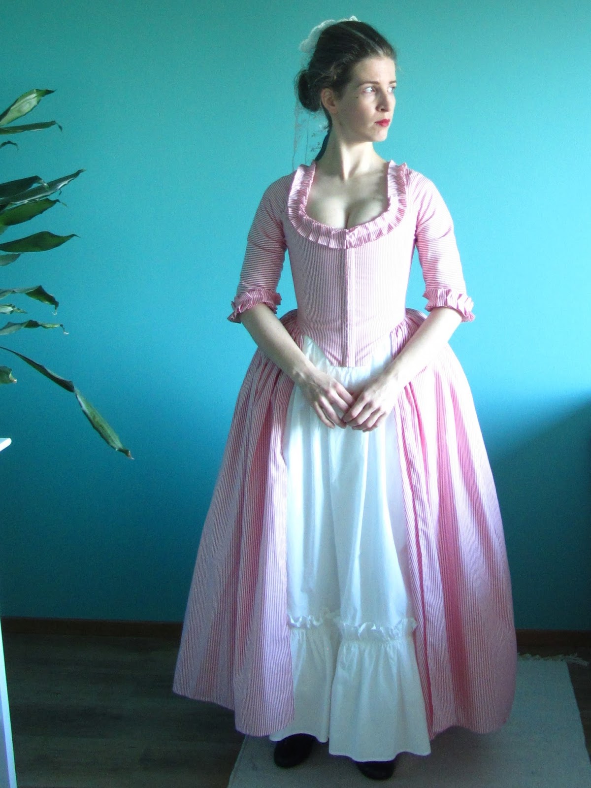 The Shadow of My Hand: For sale - 18th century robe a l'anglaise