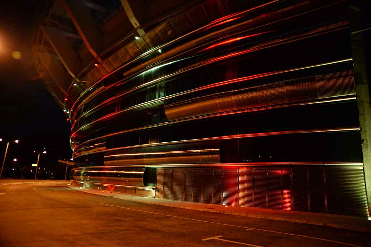 Ohne Kommentar: Die leuchtende Perle in Skopje - Arena Filip II Macedon