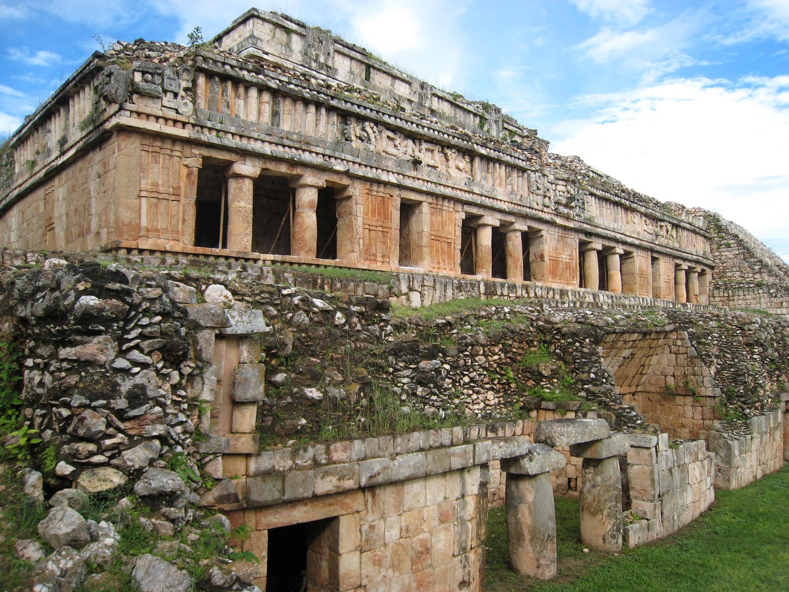 ANTROPOLOGÍA EN EL LABERINTO: Cultura Maya – Sayil