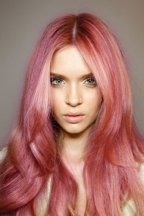 Le Petite Moustache: Pink Hair