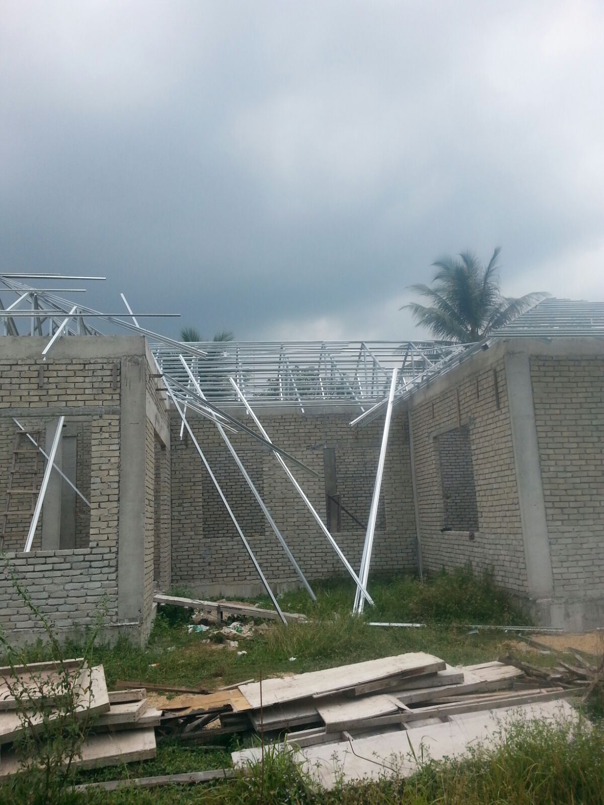 Renovation dan Ubahsuai Rumah Kekuda Besi Rangka Atap (LIGHT WEIGHT ...