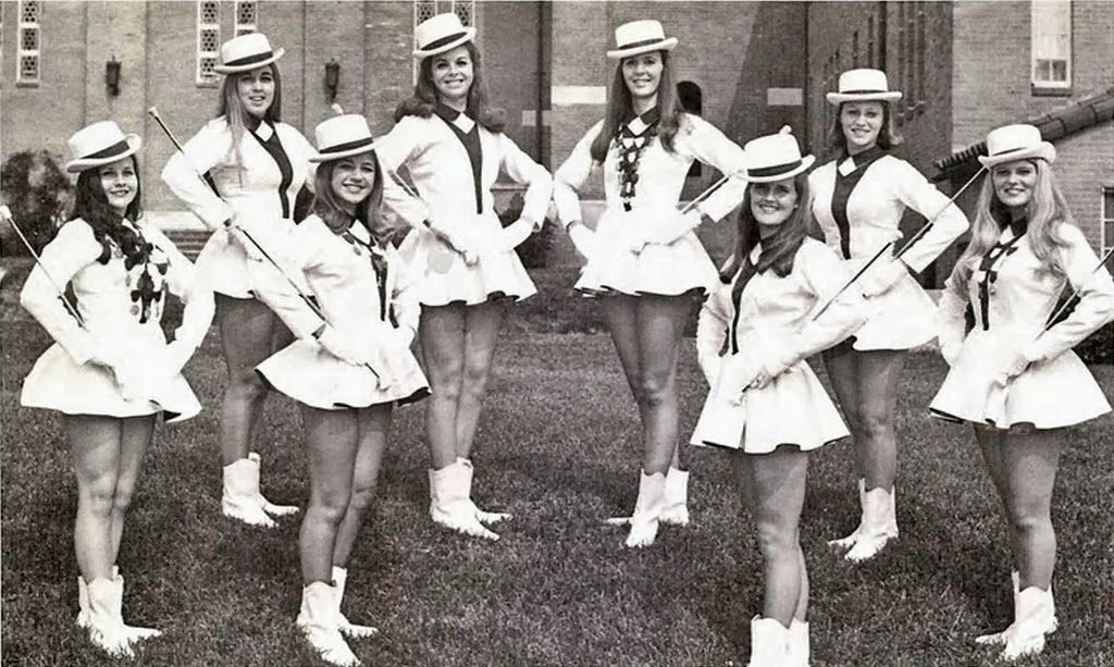 Retrospace: Mini Skirt Monday #175: Majorettes