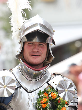 Medieval Bride: Knight in shining armor