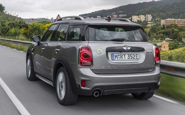 MINI Cooper Countryman híbrido será apresentado em SP