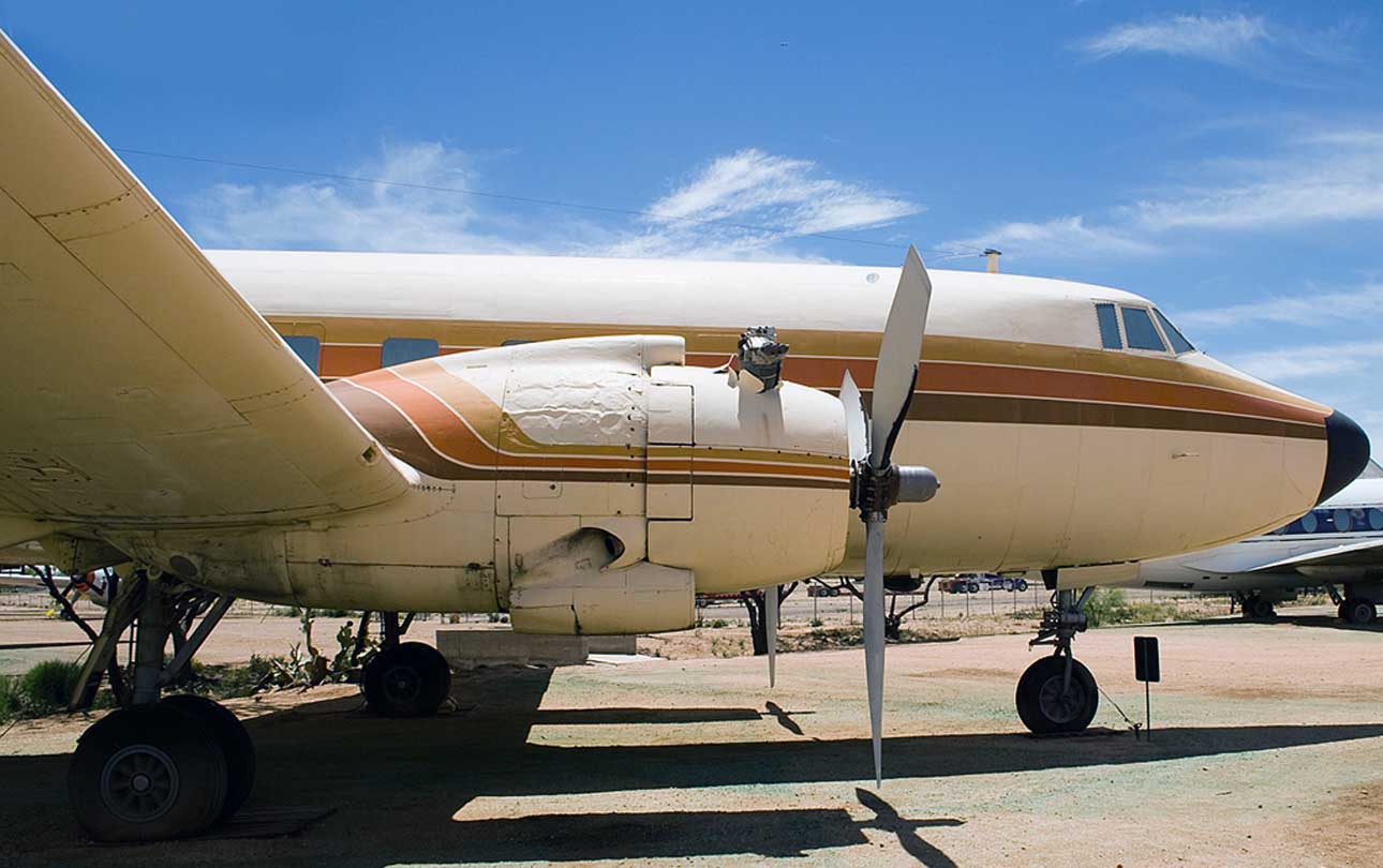 nhungdoicanh: Martin 4-0-4