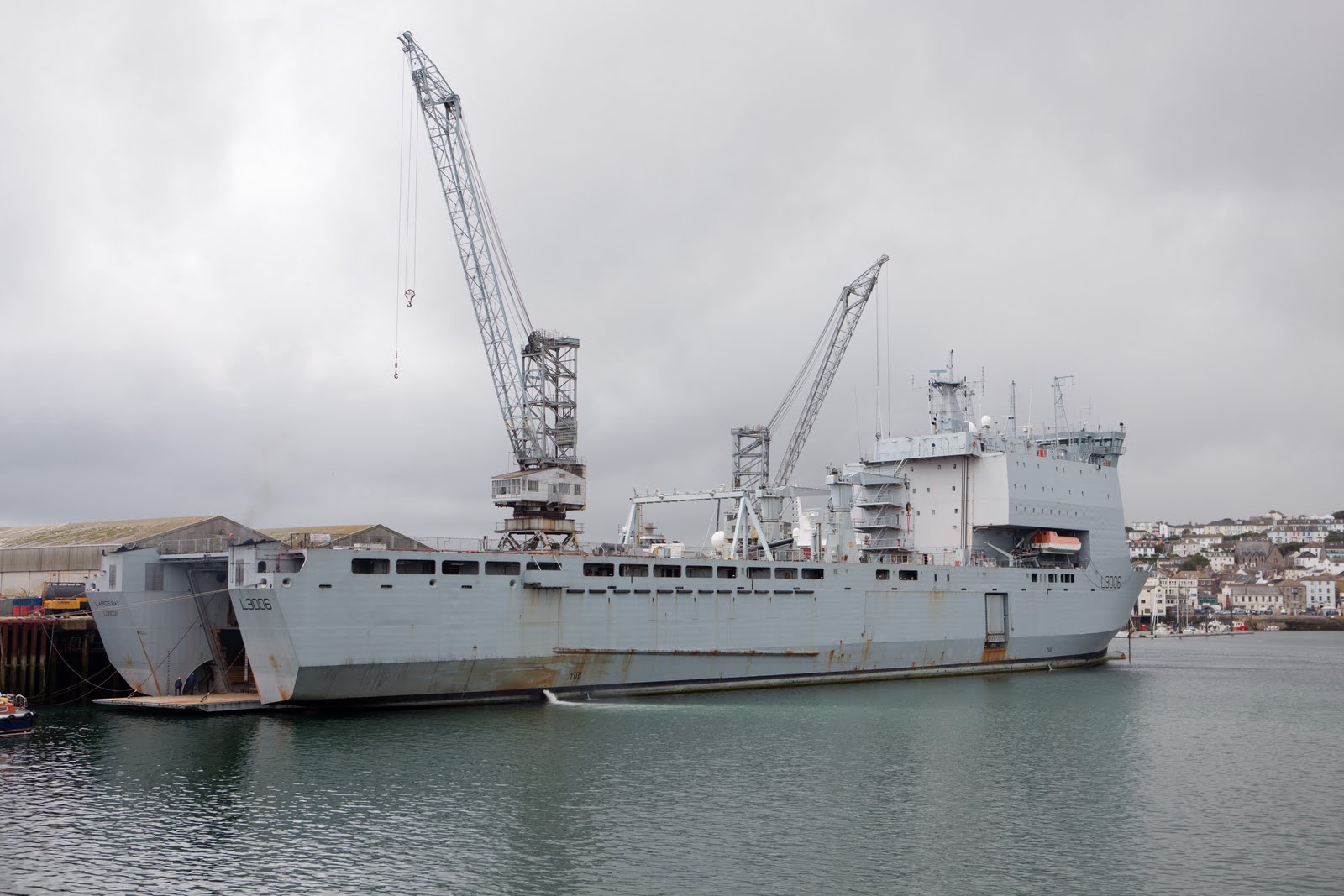 Naval Photos: 06/16/11