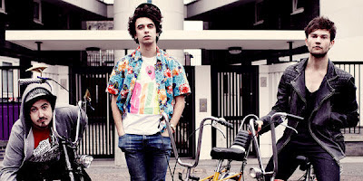 This Way Up: Don't fear the Midnight Beast