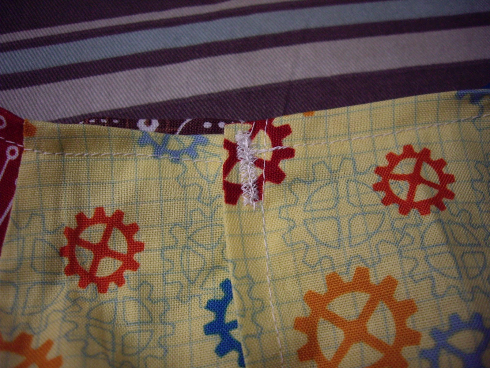 Material Girls Quilts: Tee pee tutorial