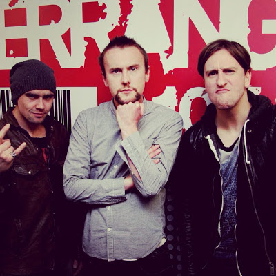 CHAT CON JASON 'JAY' JAMES Y MICHAEL 'MOOSE' THOMAS POR KERRANG! RADIO ...
