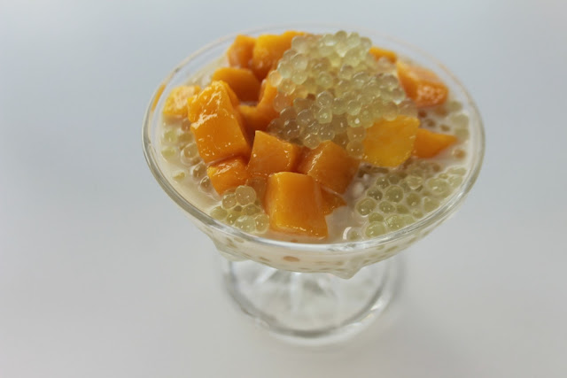 Tapioca pearls dessert/coconut, mango,pandan flavor sago