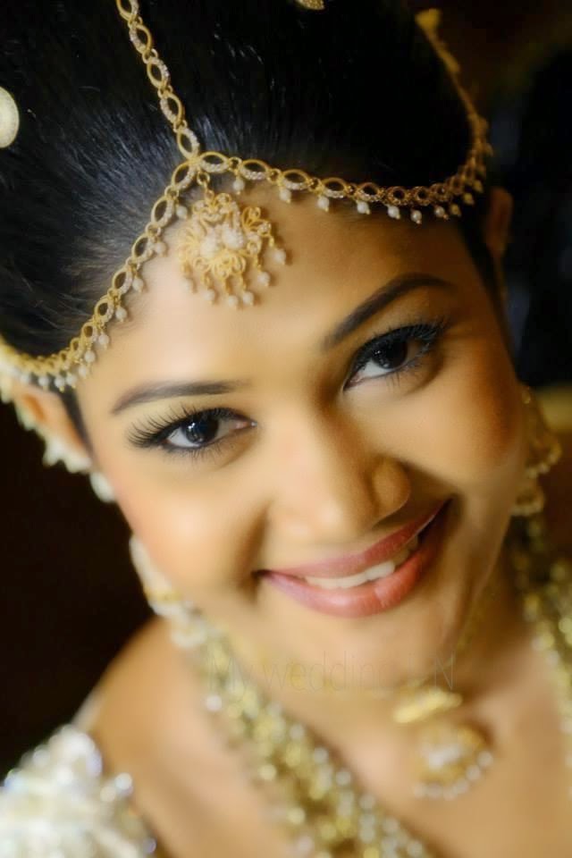Sumudu Prasadini's wedding Day photos | Sri Lanka Hot Picture Gallery.