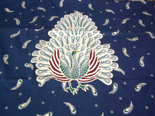 Goresan Pena: Ulasan Batik Merak Khas Ponorogo