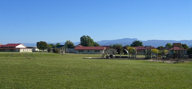 Lilly Pilly: Welcome to Hagley Farm School!