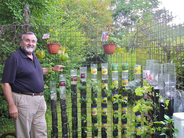 How to Grow Food cheaply: All about Bottle Tower Gardens