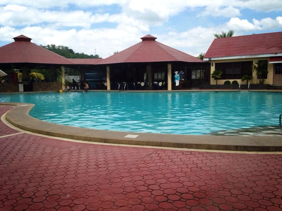 Subic Waterfront Resort and Hotel: An Affordable Accommodation - Dad On ...