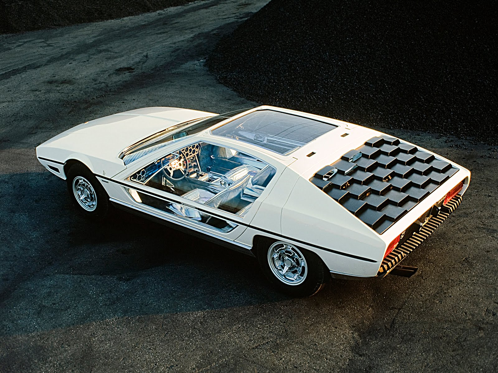 Deadly Curves: The 1967 Lamborghini Marzal by Bertone, a Honeycomb ...