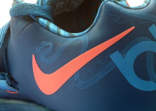 Fashionista Smile: Nike celebra l'anno del Dragone