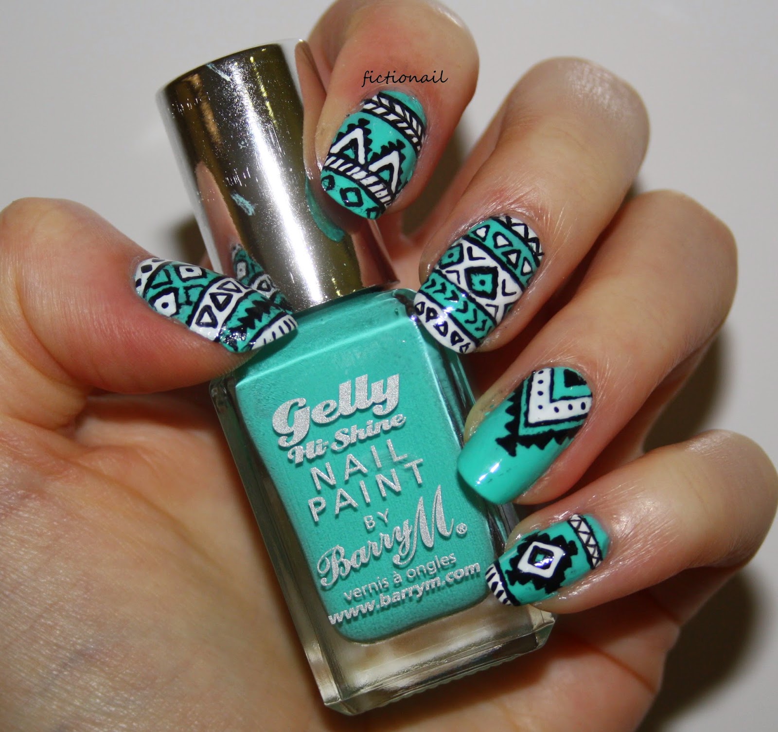 Aztec Pattern Nails