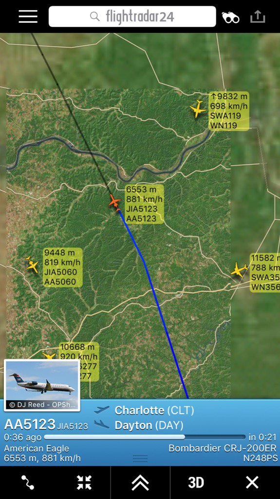 American Airlines AA5123 is declaring an emergency