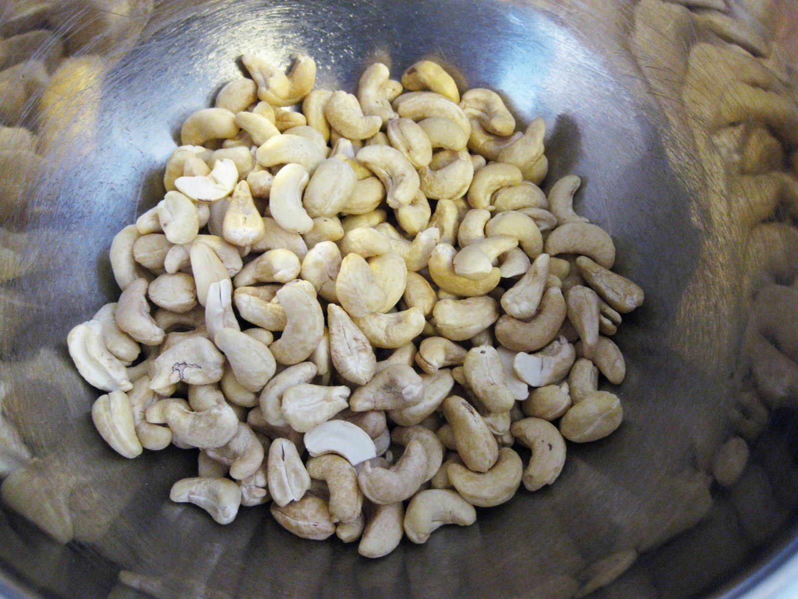 Bloatal Recall: Spicy Caramelized Cashews
