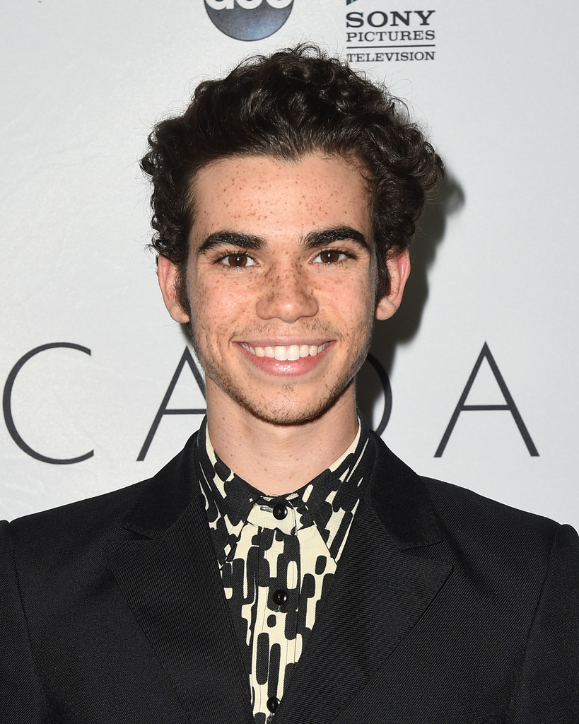 泳げないのは誰のせい？: ディズニーチャンネルで活躍中のキャメロン・ボイスがLAのイベントに登場