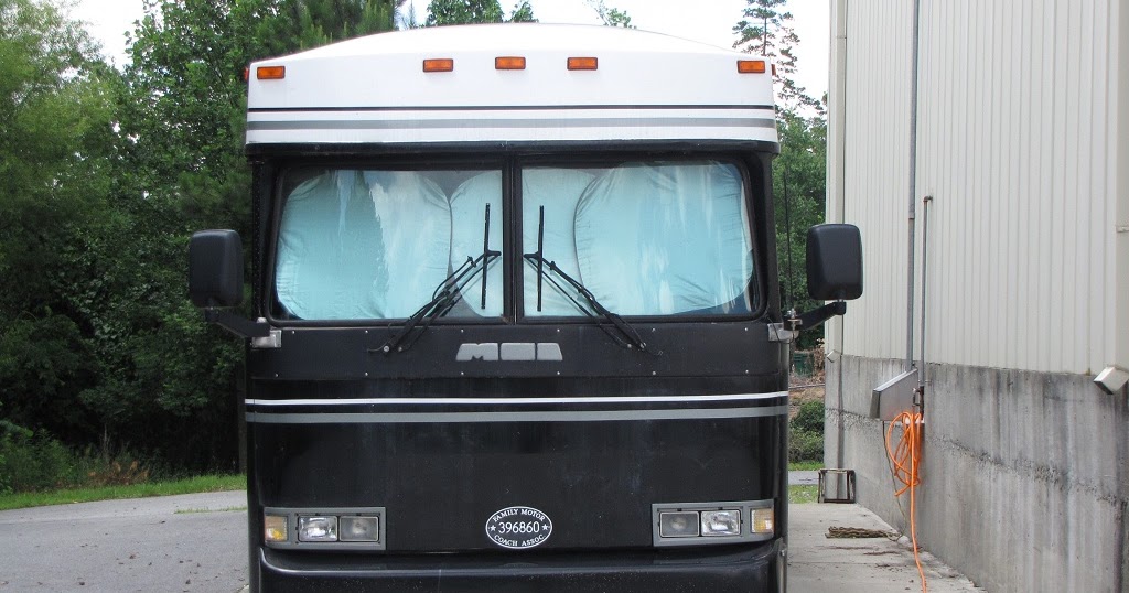 1969 MCI Bus: 1969 MCI Bus Conversion