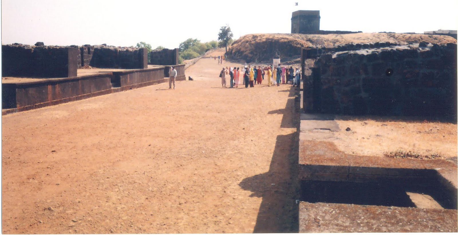 AISC-HISTORY: Study Tour to Raigad Fort