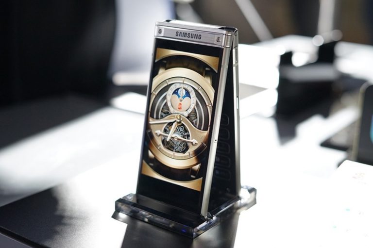 Samsung's double Dual screen Flagship Phone released w2018 - ProKP