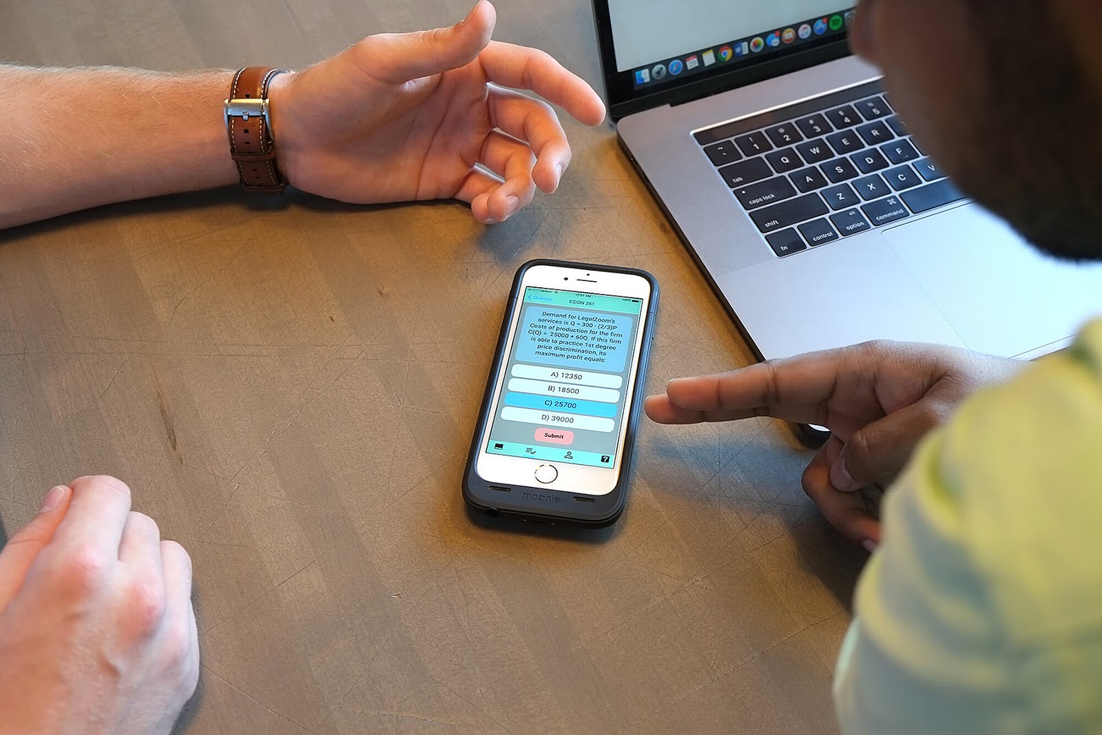 Helge Scherlund's eLearning News: Smartphone platform helps to ...