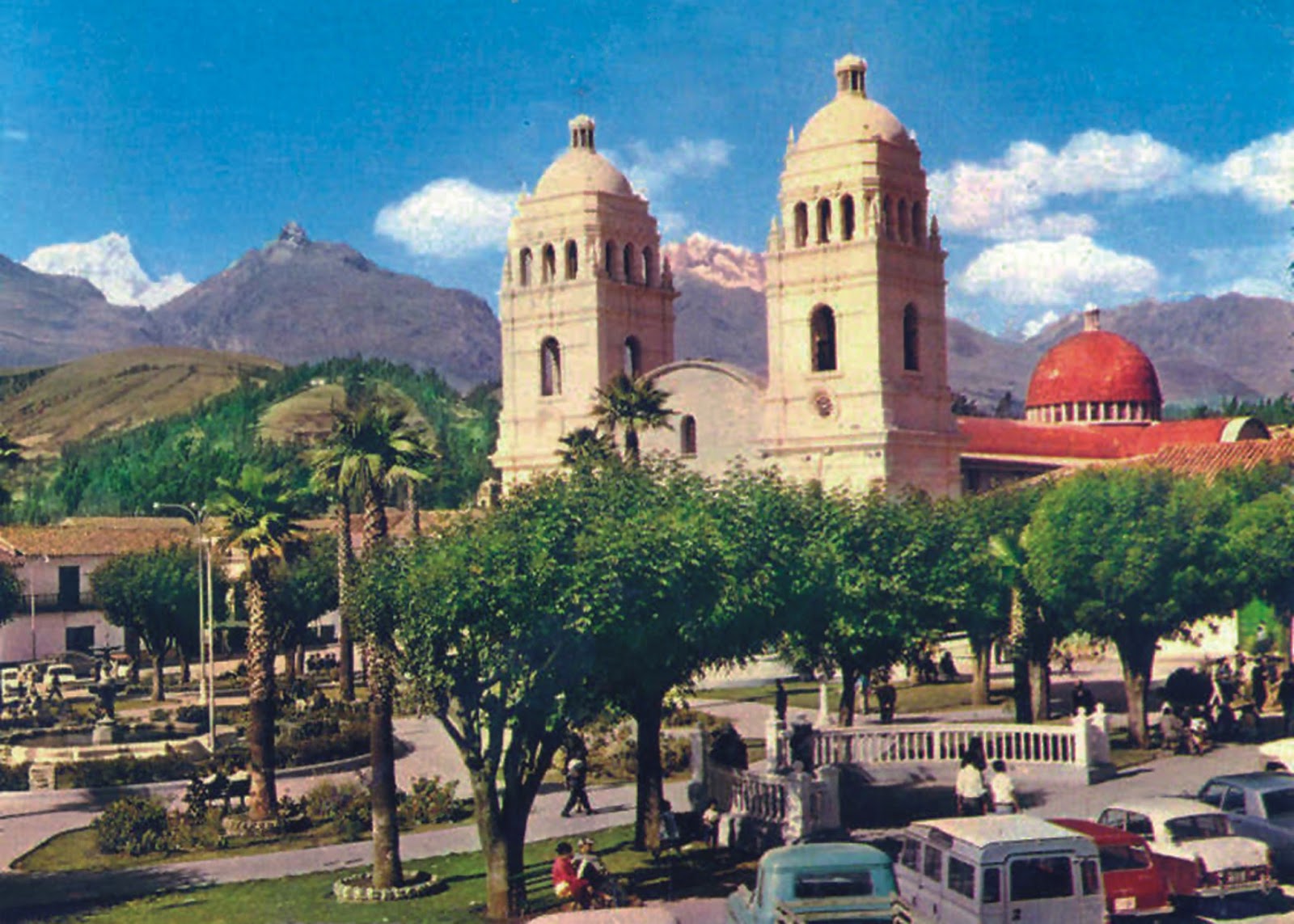 YARCÁN LLAMELLIN: Volviendo por Mi Huaraz Querido