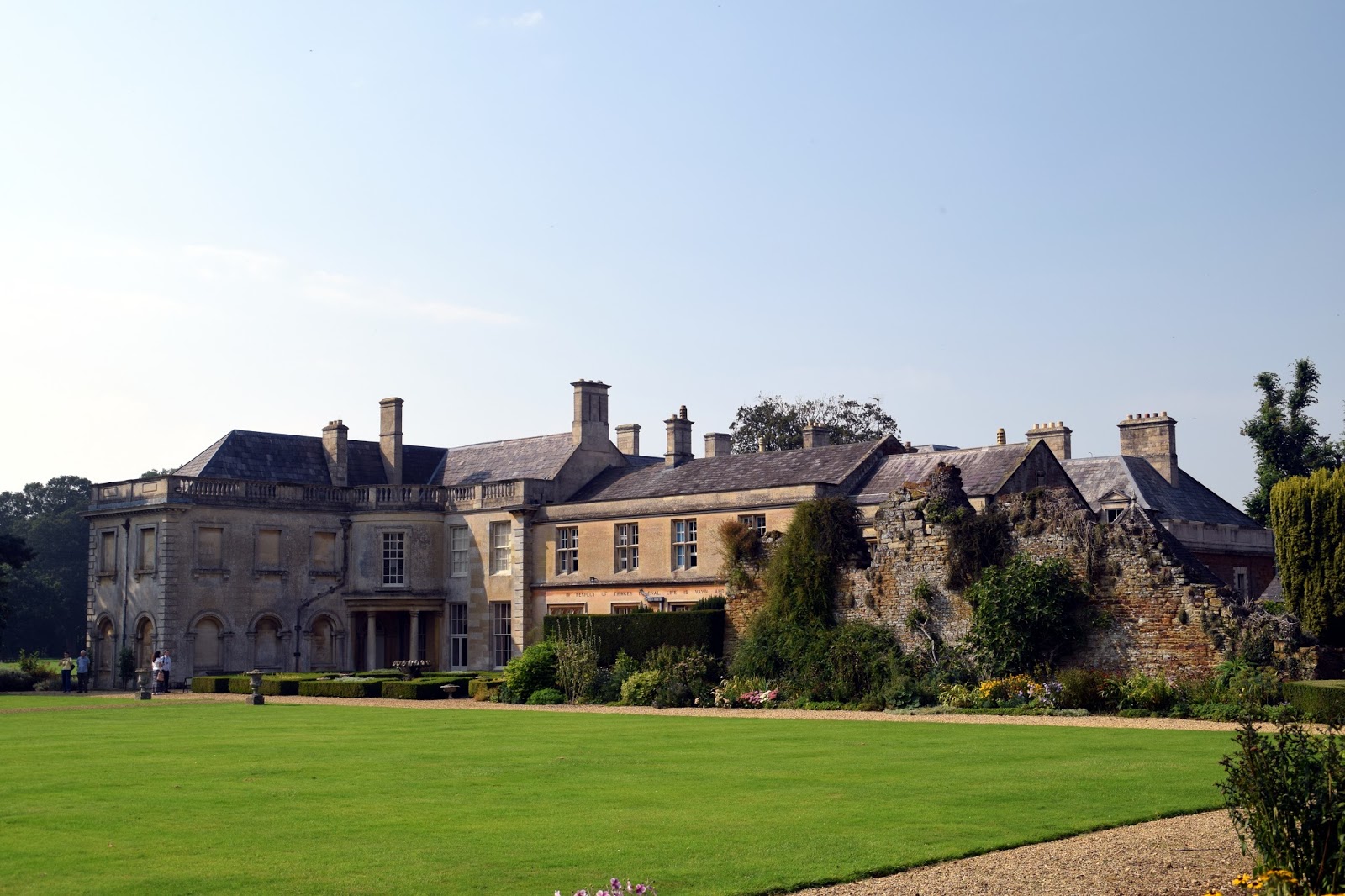 Enjoy your time with beautiful places: Lamport Hall and Gardens ...