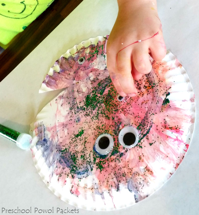 Preschool Rainbow Fish Color Mixing Experiment | Preschool Powol Packets