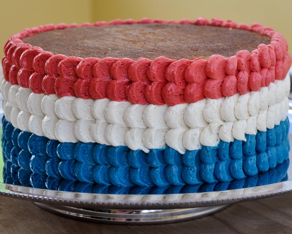 Beki Cook's Cake Blog: Red, White and Blue Cake - [Banana Split Cake]