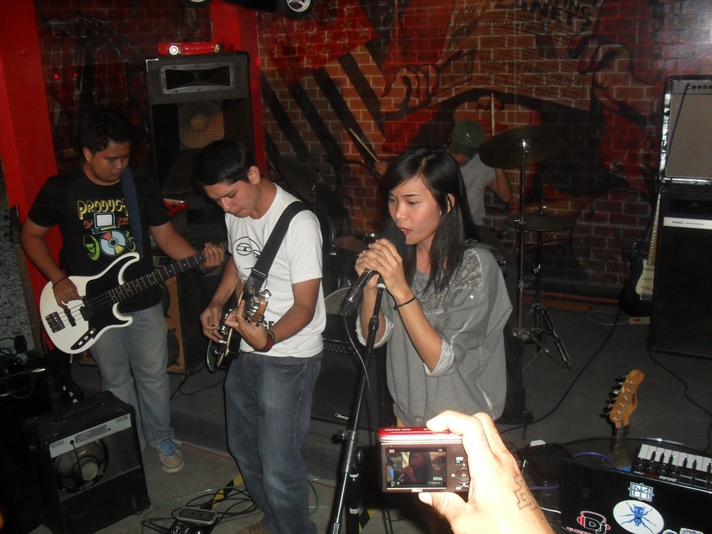 BOTEBAKALPROJECT.BLOGSPOT.COM: April 13- Kidlat Tattoo @ RPM