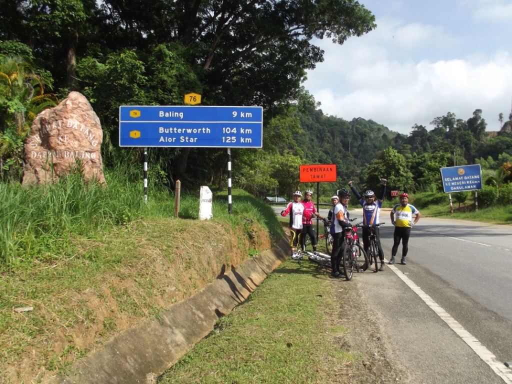 MY CYCLING BLOG..: TRIP TO BALING (Kedah) and PENGKALAN HULU (Perak)..