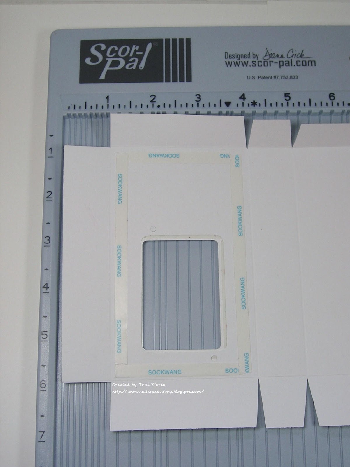 Sweet Pea's Story: A Window Box Scor-Pal Tutorial