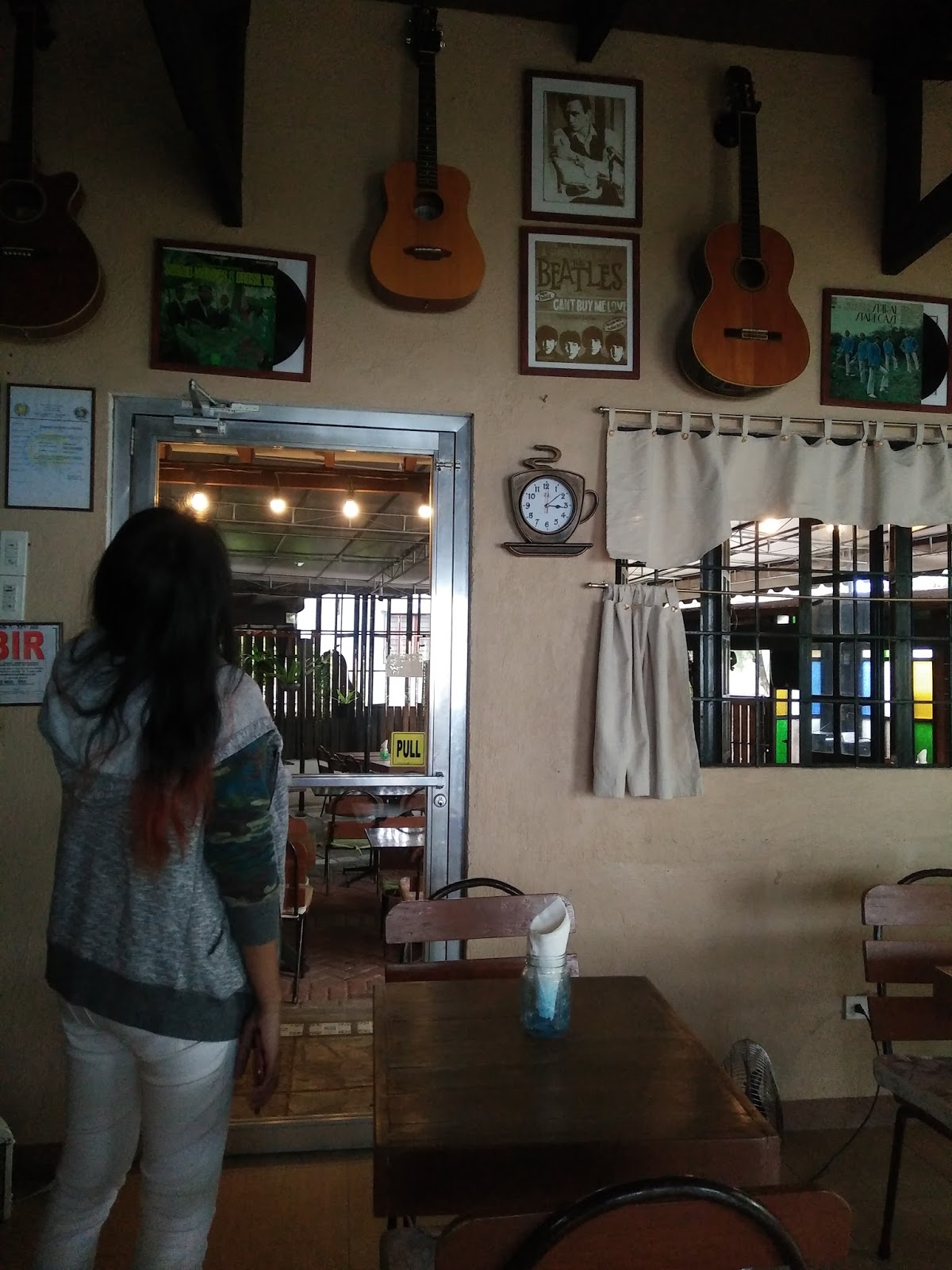 When in Cavite: Indulge your sweet tooth at Brickwood cafe - Fernweh